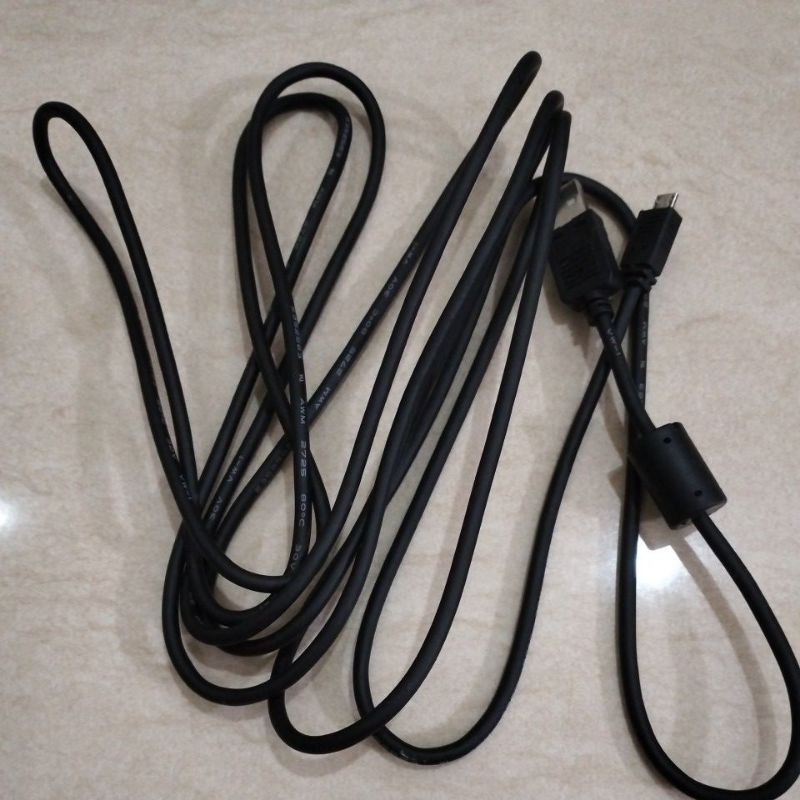 Jual kabel cas stik ps4 Original kwalitas bagus | Shopee Indonesia