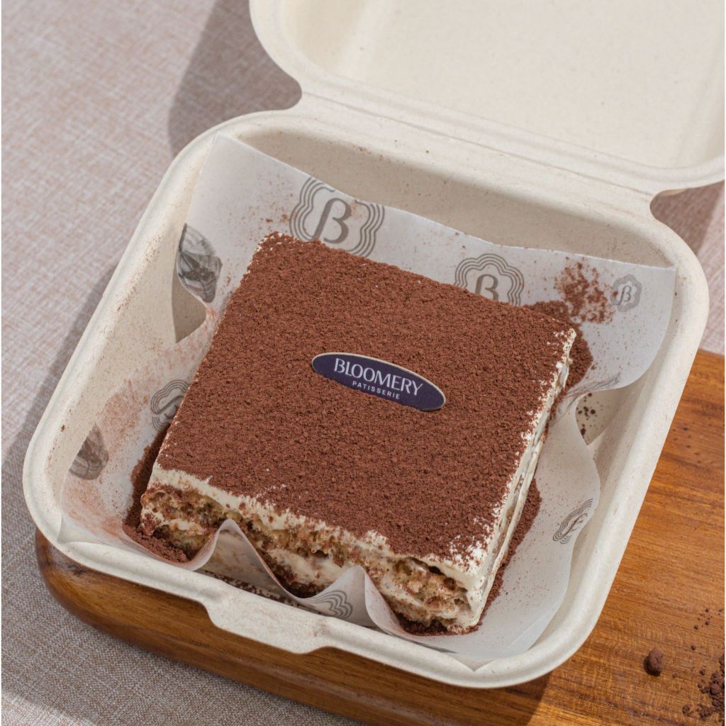 Jual Classic Tiramisu Special – Creamy Mascarpone Dessert | Bloomery ...