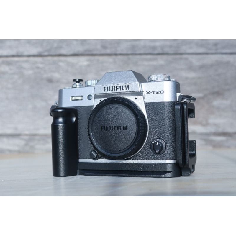 Jual Fujifilm XT20 body only fullset | Shopee Indonesia