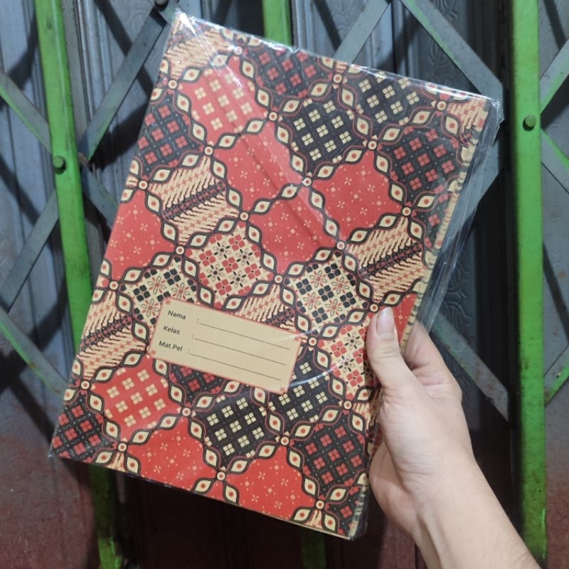 Jual 1 Pak Sampul Buku Batik CAMPUS Besar isi 20 Lembar | Shopee Indonesia