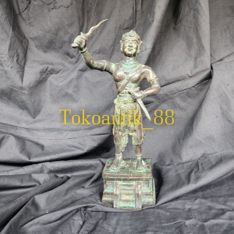 Jual PATUNG PATIH GAJAH MADA PERUNGGU 30 CM | Shopee Indonesia
