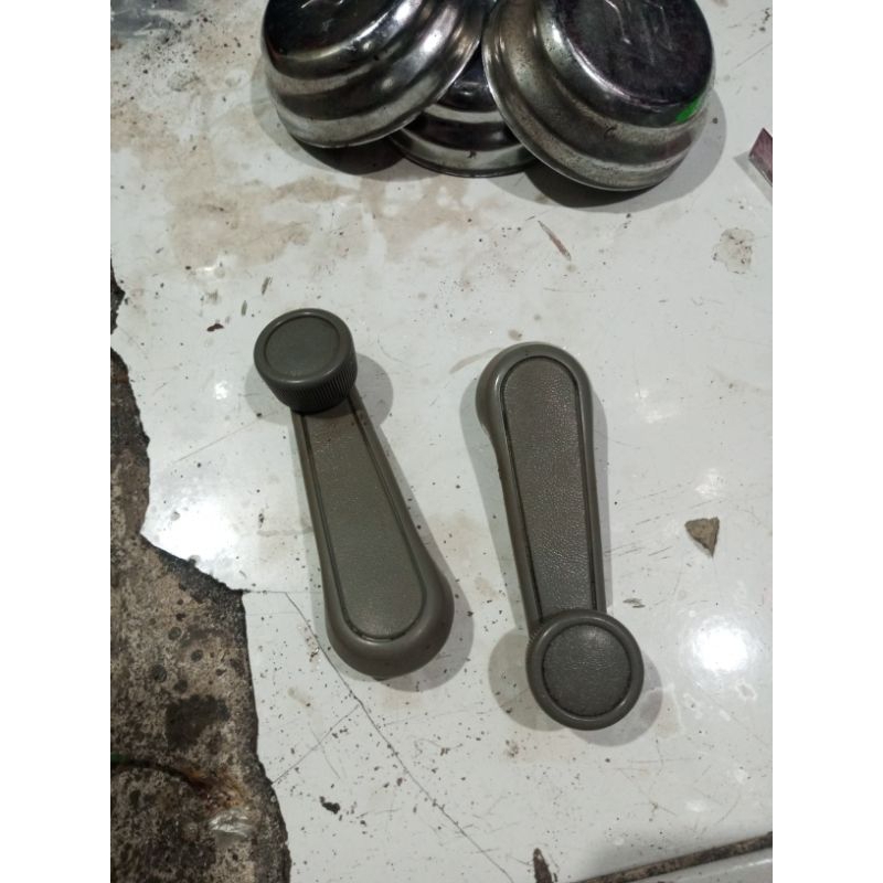Jual putaran kaca Toyota kijang hardtop original 2pcs | Shopee Indonesia