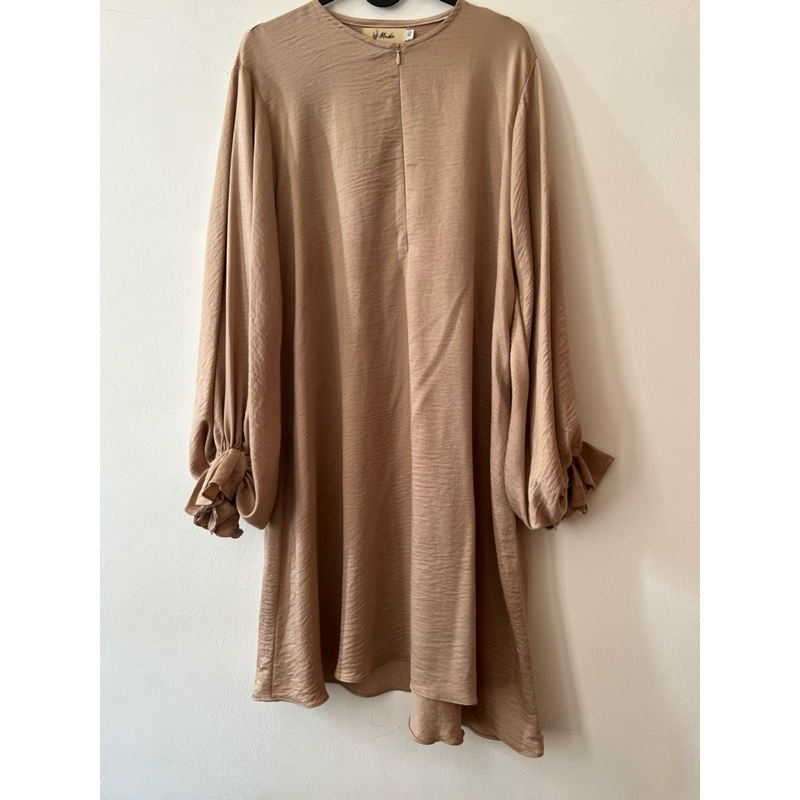 Jual Preloved blouse by muda | Shopee Indonesia