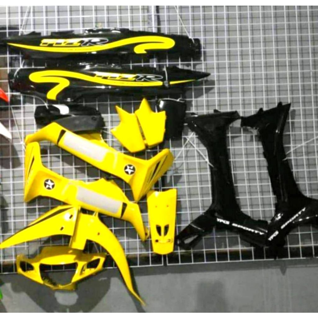 Jual TERLARISS!!!COVER BODY FULLSET BODI HALUS FULL SET YAMAHA FIZR FIZ ...