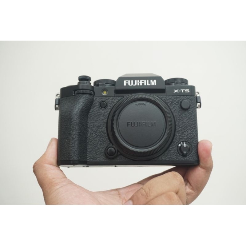 Jual FUJI XT5 FUJIFILM X-T5 XT-5 BODY ONLY BO KAMERA MIRRORLESS H61 ...