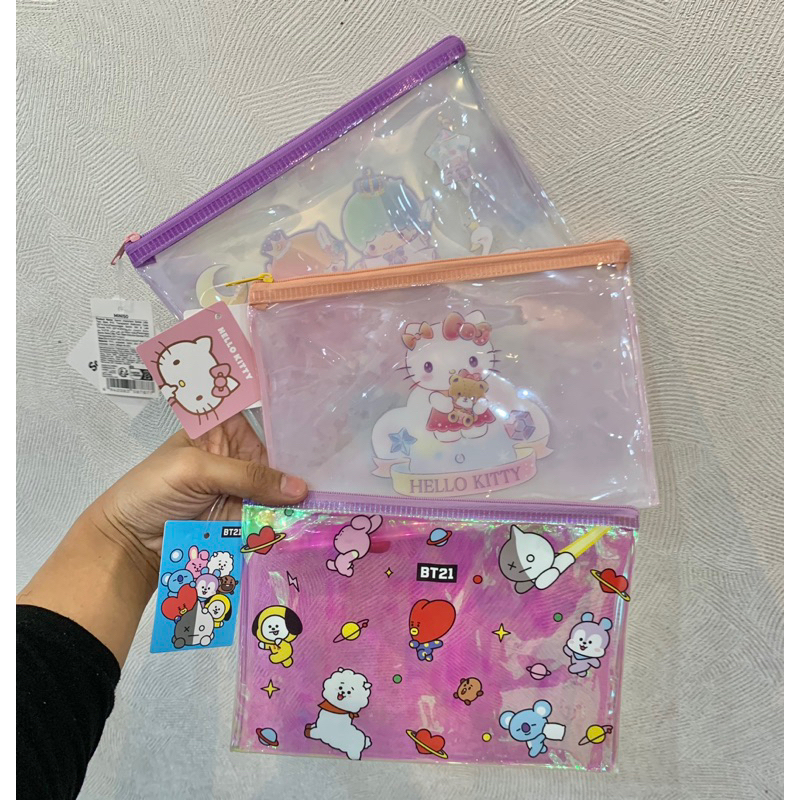 Jual MINISO pouch alat tulis karakter BT21 dan SANRIO | Shopee Indonesia