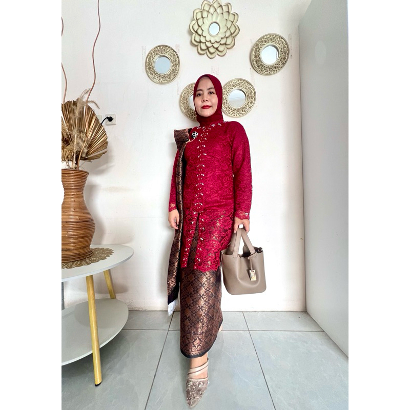 Jual SET KEBAYA KOMPLIT MEWAH / SET KEBAYA SANGHAI PAYET/ SETELAN ...