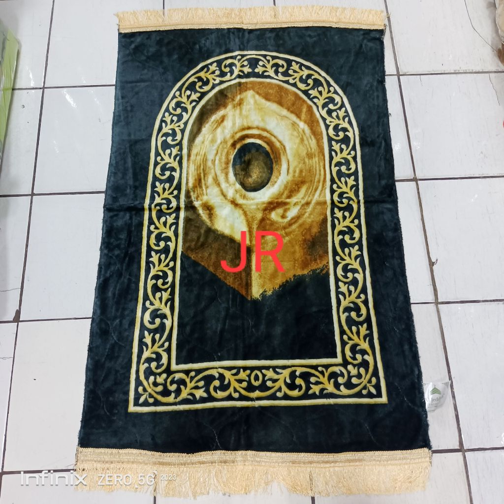 Jual Sejadah Turki kiswah Hitam Rumbay gold Tebal, Lembut dan Empuk ...