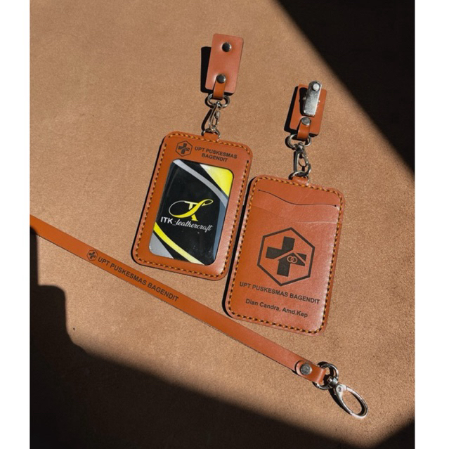 Jual ID Card Holder Kulit Asli / Lanyard ID Card Kulit Custom Model 4 ...