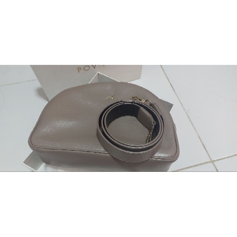 Jual POVILO MARTHA BAG PRELOVED warna TAUPE | Shopee Indonesia
