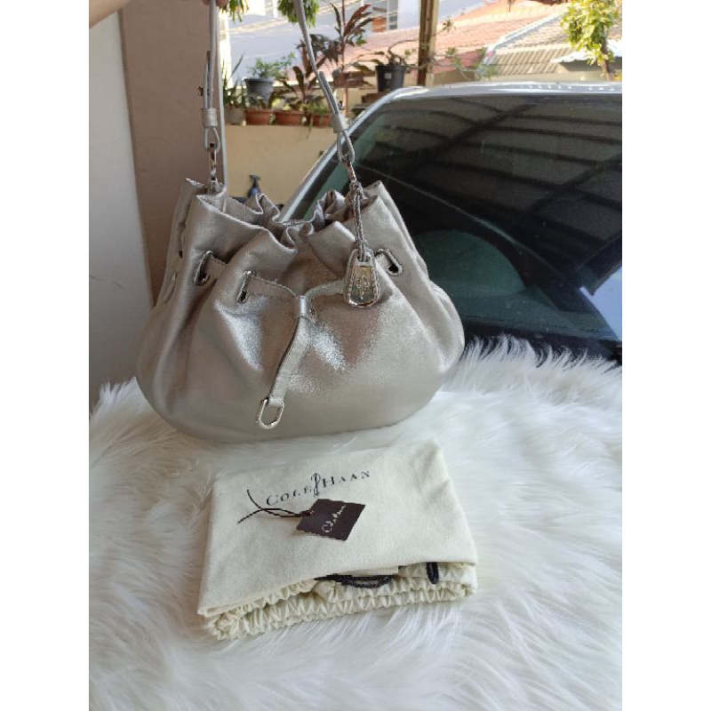 Jual Tas hobo colehaan authentic counter | Shopee Indonesia