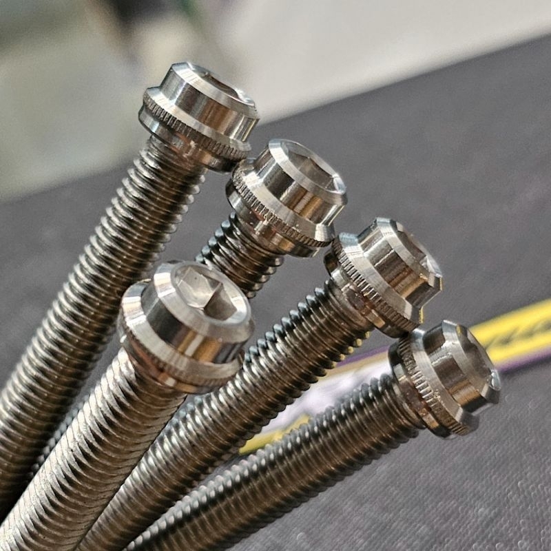 Jual BAUT M8/BAUT 12 L STAINLESS CUSTOM HANDMADE MODEL TITANIUM UNIVERSAL disc baut segitiga L ...