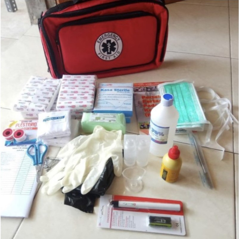 Jual Tas Emergency First Aid Kit / Tas P3K Model Selempang dan Jinjing ...