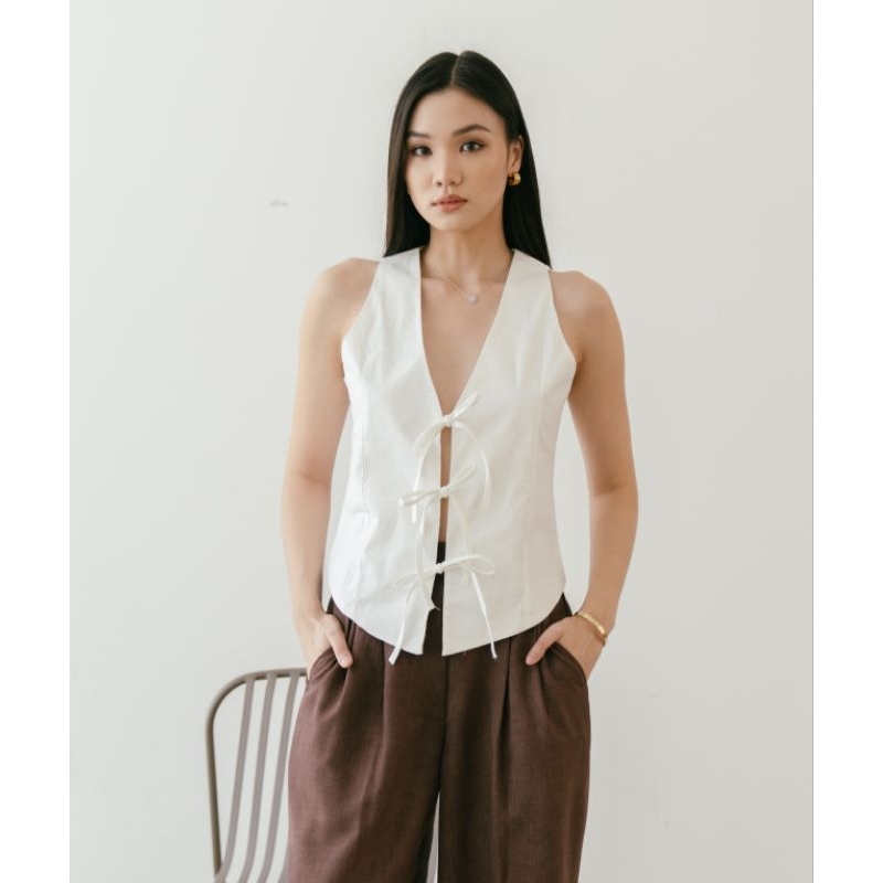 Jual VEST/OUTER/ATASAN WANITA - SIERRA RIBBON VEST | Shopee Indonesia