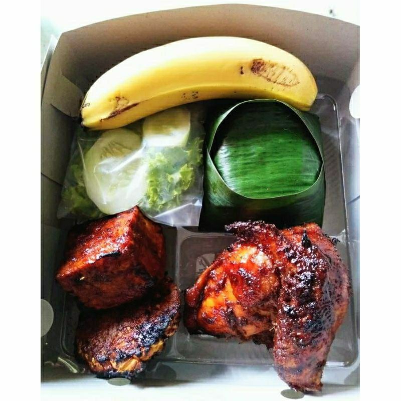 Jual Nasi box Nasi Kotak Ayam Bakar Kecap Ayam Bakar bumbu Bali Hemat ekonomis | Shopee Indonesia