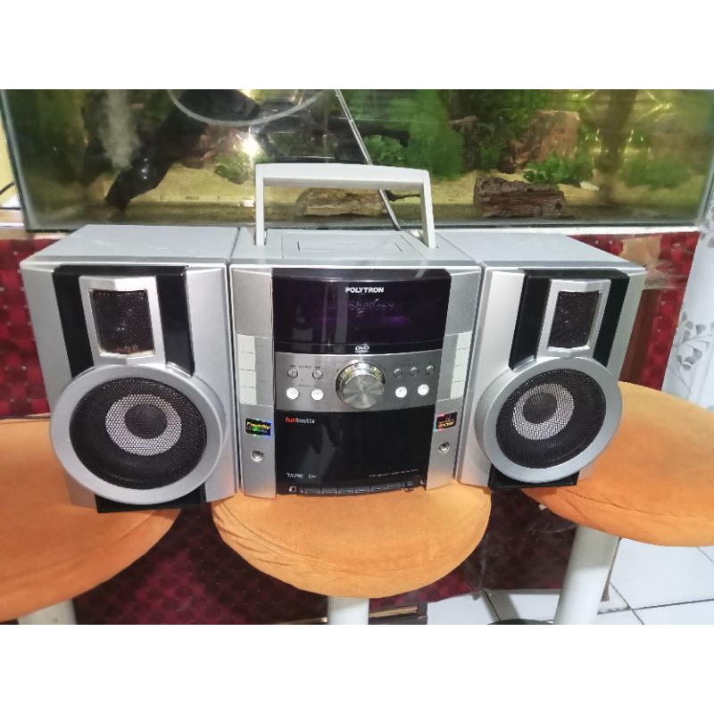 Jual radio tape mini compo polytron FX 862 masih bersegel ya bos ...