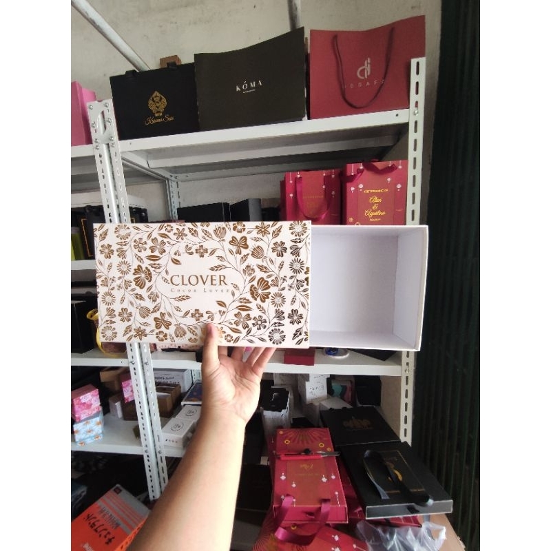 Jual CUSTOM KEMASAN HARDBOX / PACKAGING BOX PREMIUM UNTUK BAJU ...