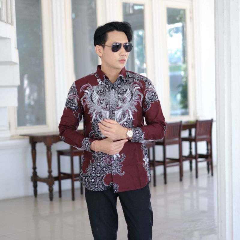 Jual Warna Merah Bergundi Kemeja Batik Pria Slimfit Lengan Panjang ...