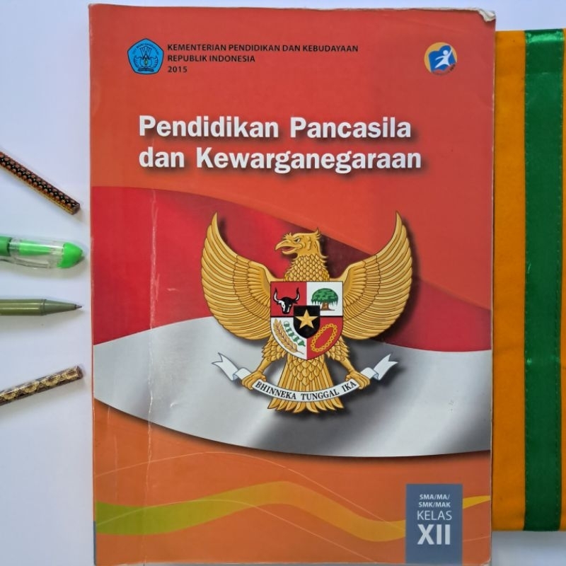 Jual Buku Pendidikan Pancasila dan Kewarganegaraan KELAS XI SMA/MA/SMK/MAK | Shopee Indonesia