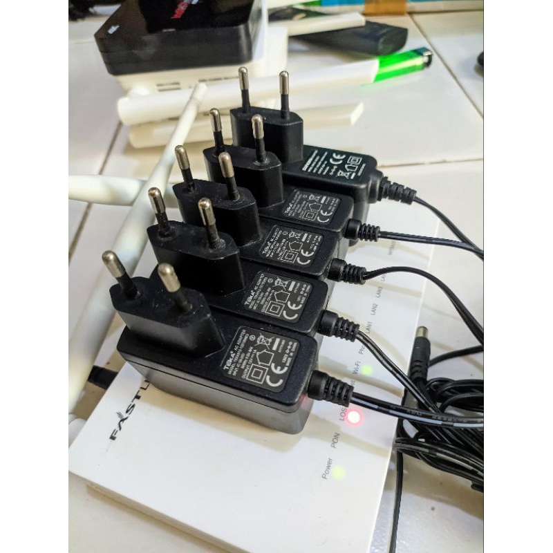 Jual ADAPTOR 12V 1A STB/ROUTER CCTV DLL | Shopee Indonesia