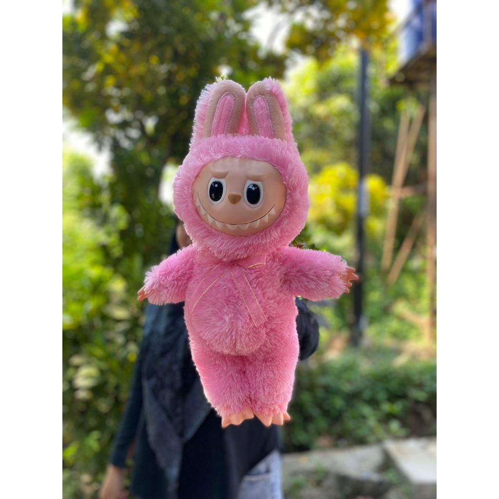 Jual Boneka labubu//boneka monster lucu uk.L | Shopee Indonesia