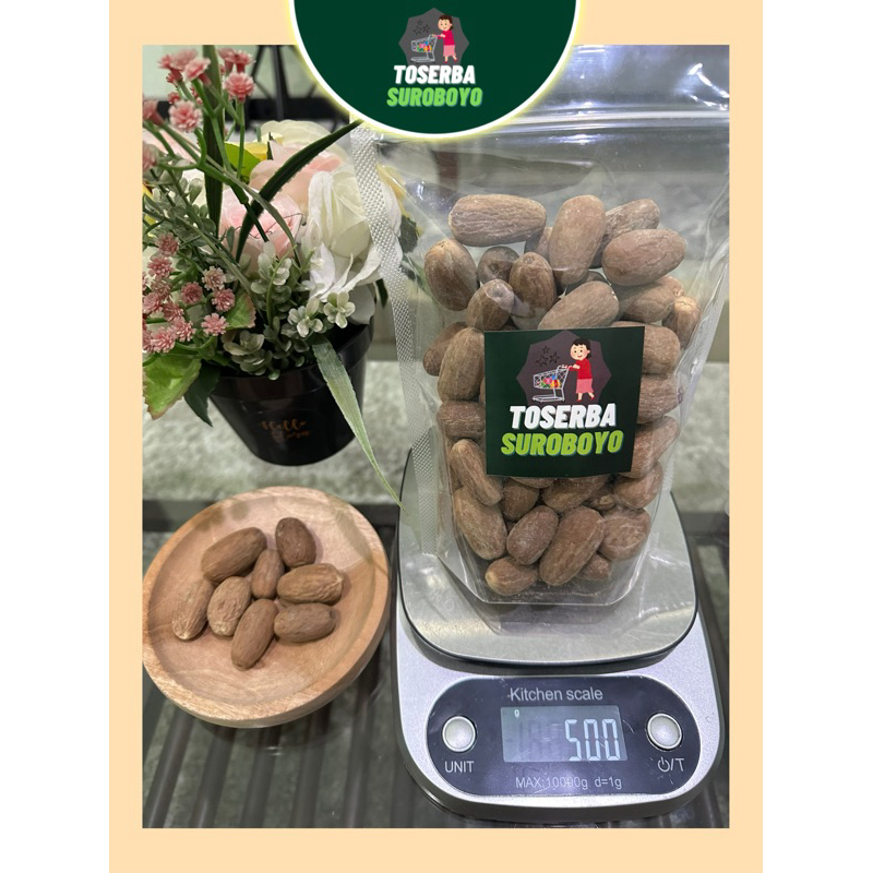 Jual Biji Pala Kupas Lonjong Utuh / Whole Peeled Nutmeg Oval Kemasan ...