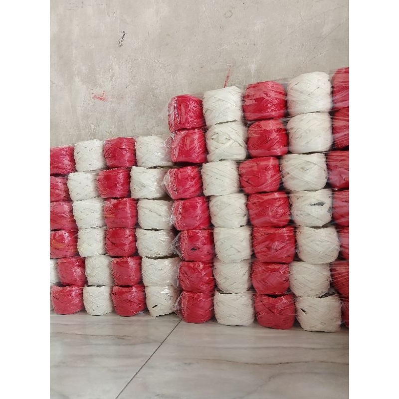 Jual tali rafia merah putih 1k | Shopee Indonesia