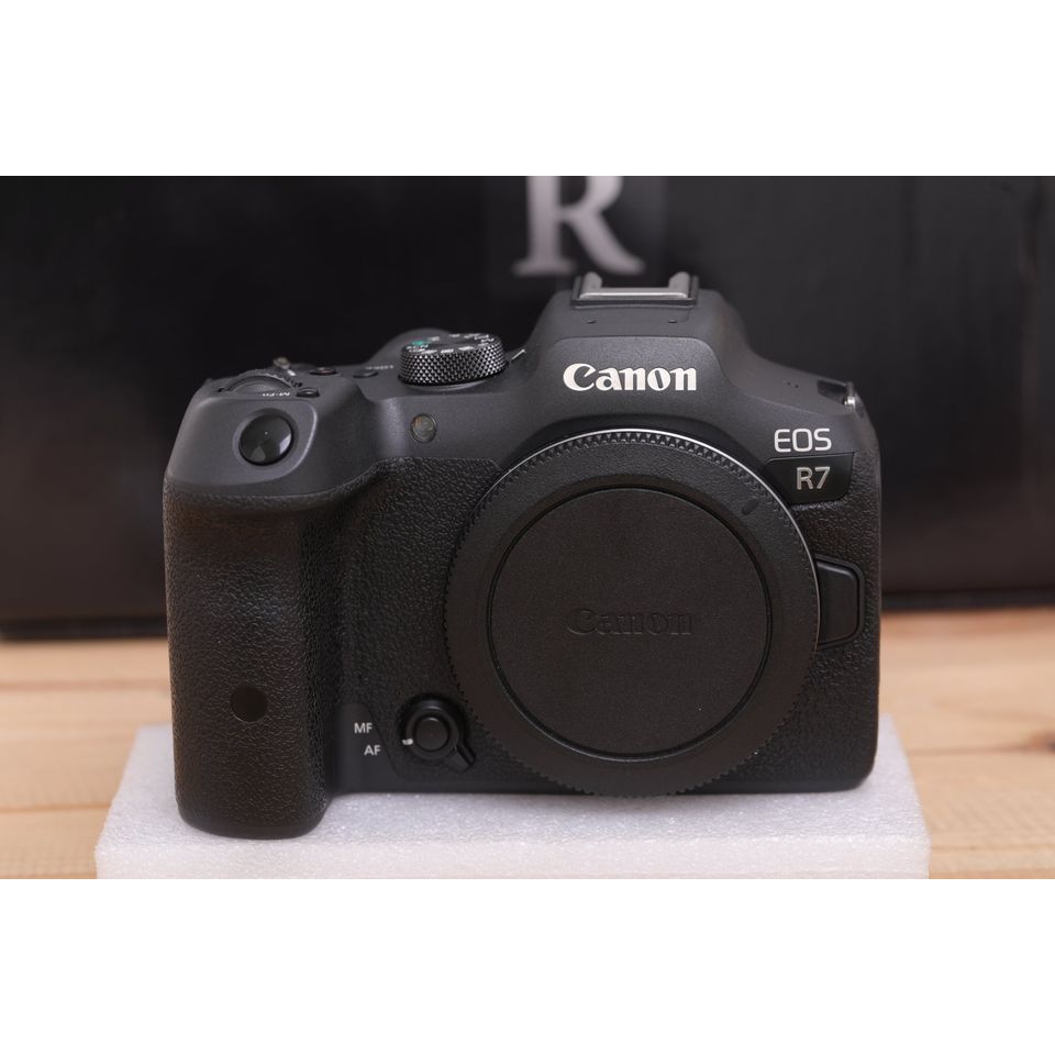 Jual Canon EOS R7 Body Only | Shopee Indonesia