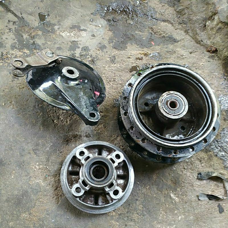Jual tromol set Yamaha belakang tromol kecil fiz Alfa fos ORI lepasan ...