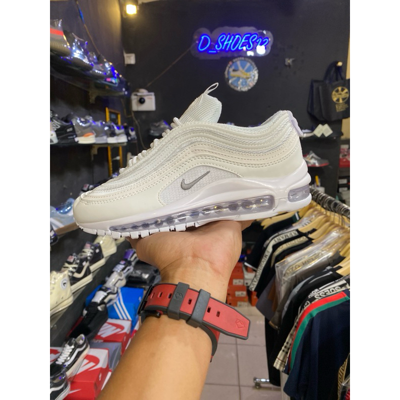 Jual n*k3 am97 triple white | Shopee Indonesia