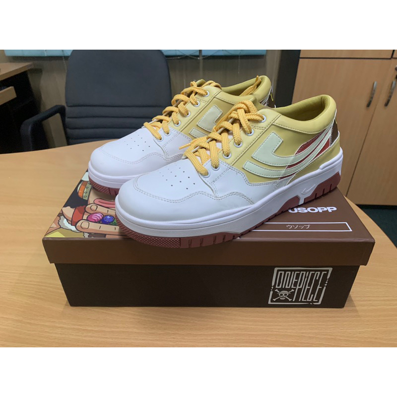 Jual Sepatu Sneakers Johnson x One Piece - Usopp ukuran 44 insole 28,5 ...