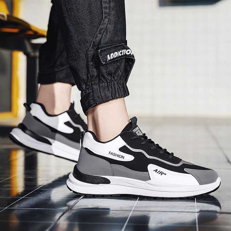 Jual Sepatu Pria Sport Olahraga Sneakers Hitam Kece Dan Keren | Shopee Indonesia