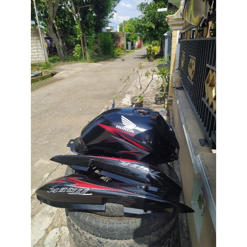 Jual TANGKI BOX TIGER REVO ORIGINAL FULL REPAINT BARU | Shopee Indonesia