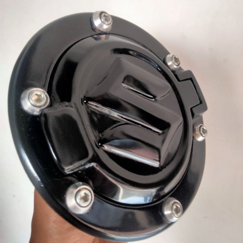 Jual tutup tangki jimny cover tangki katana aksesoris mobil suzuki ...