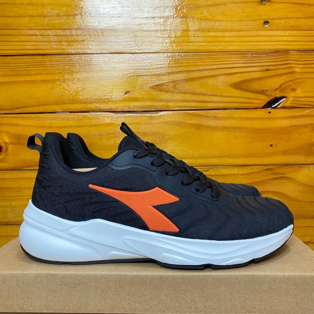 Jual SEPATU DIADORA PRIA DIADORA KOBE BLACK WHITE COD ORIGINAL SNEAKER ...