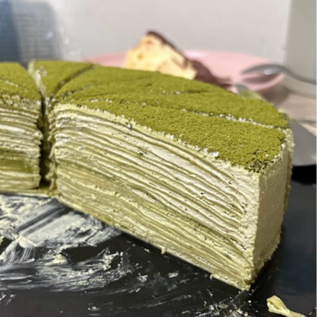 Jual Mille Crepes (Belgian Chocolate, Strawberry, Matcha, Lotus Biscoff ...