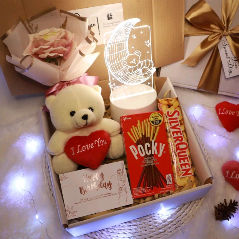 Jual Kado Ultah Cewek | Hampers Pacar Ayang | Hadiah Ultah Wisuda Lampu ...
