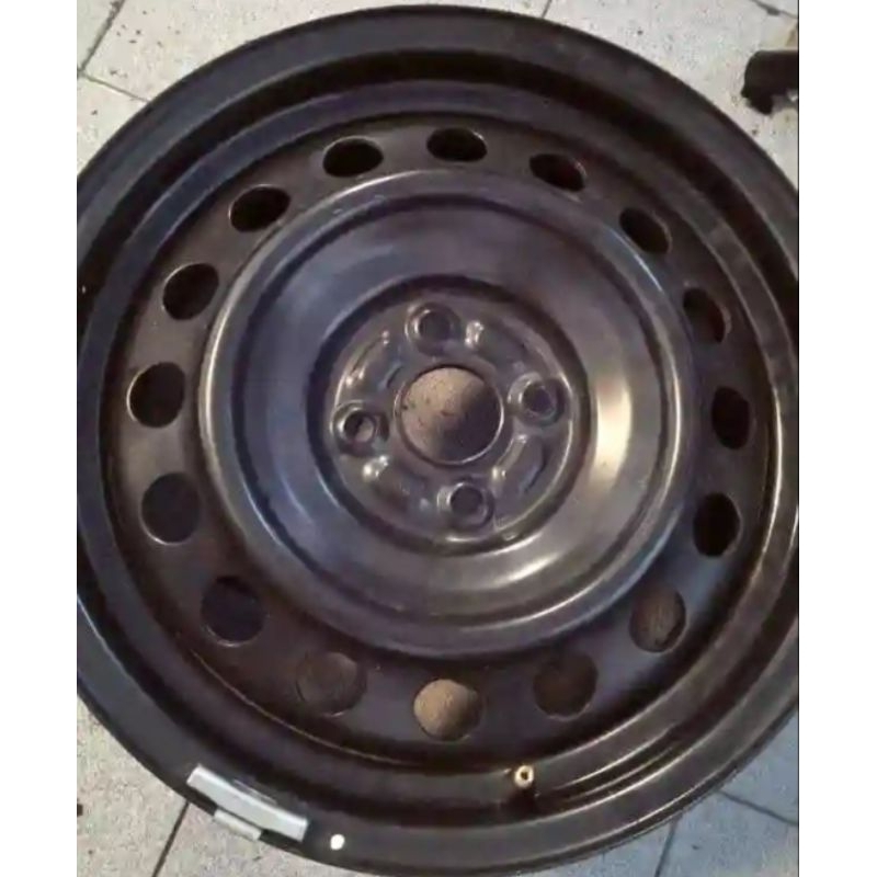 Jual velg kaleng sigra r14 pcd 100 | Shopee Indonesia