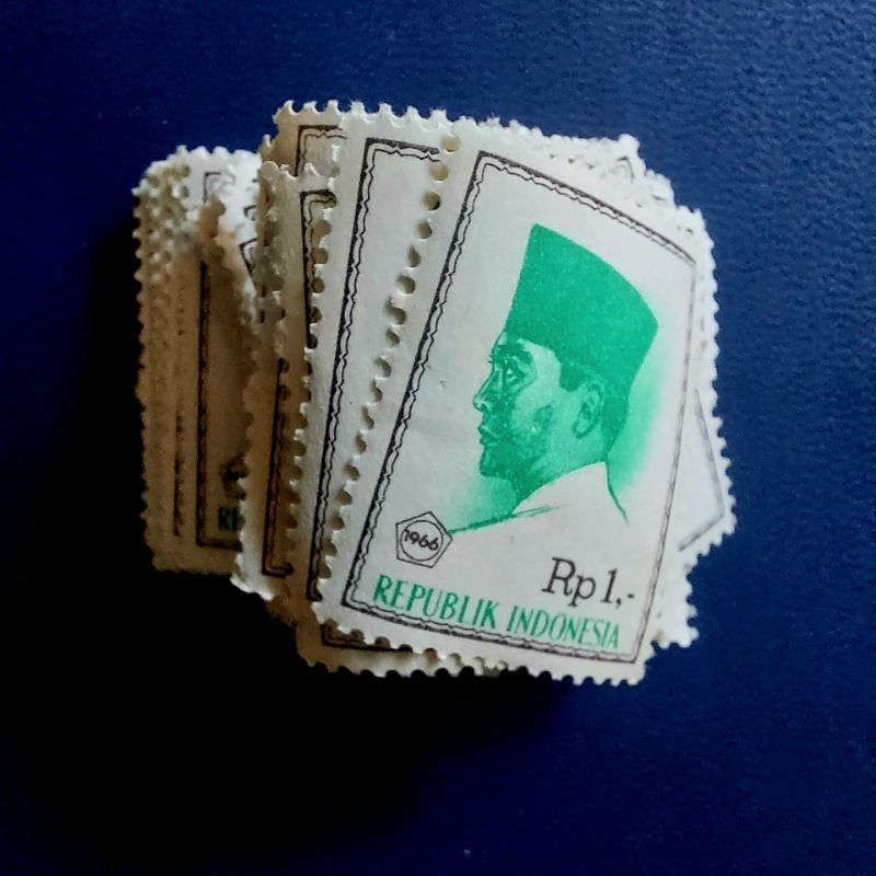 Jual Perangko Indonesia SERI SOEKARNO 1 RUPIAH Original Asli Kartu Pos ...