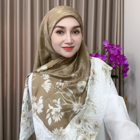 Jual Hijab Voal Motif Standart Yura Series (1-100) | Shopee Indonesia