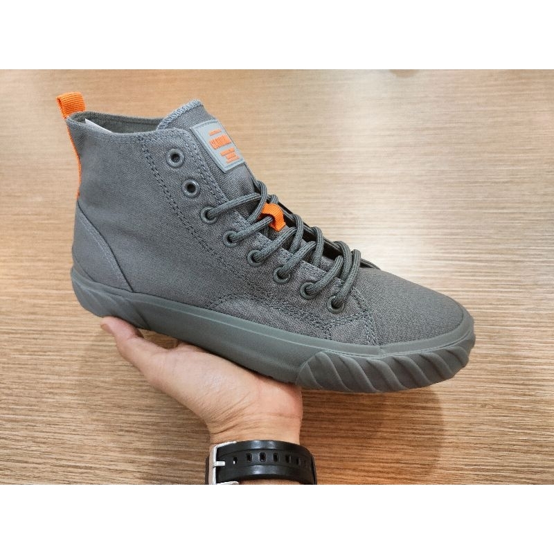 Jual Sepatu Sneakers Pria CARDINAL ️ Terbaru 40-44 (100% ORIGINAL ...