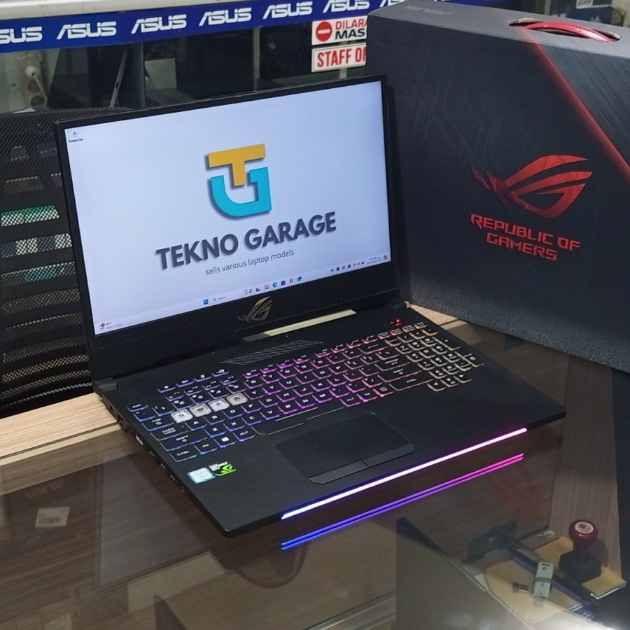 Jual ASUS ROG STRIX SCAR HERO II GL504GM I7-8750H RAM 16GB SSD 512GB ...