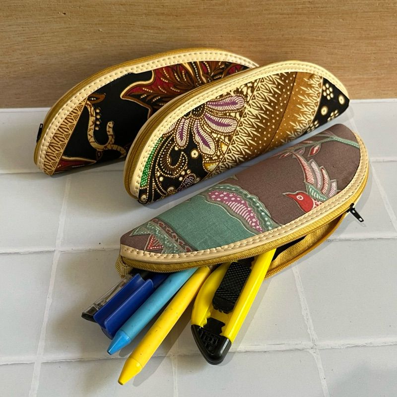 Jual Tempat Pensil Batik Oval Khas Jogja 1 Kodi (isi 20 pcs) Dompet Souvenir Oleh Oleh Khas ...