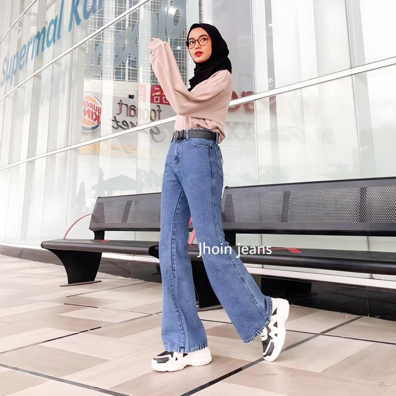 Jual HW Cutbray Jeans Wanita - Celana Cutbray Strecht Kekinian - Cutbray Flared- Streetch ...