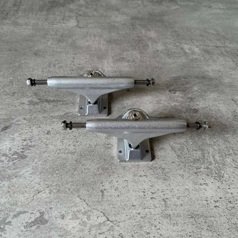 Jual Truck Blank Skateboard Kingpin Hollow Free Boolts And Nuts ...