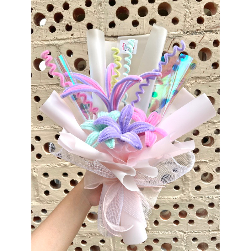 Jual Crayon series | PIPE CLEANER FLOWERS | BUKET BUNGA KAWAT BULU ...