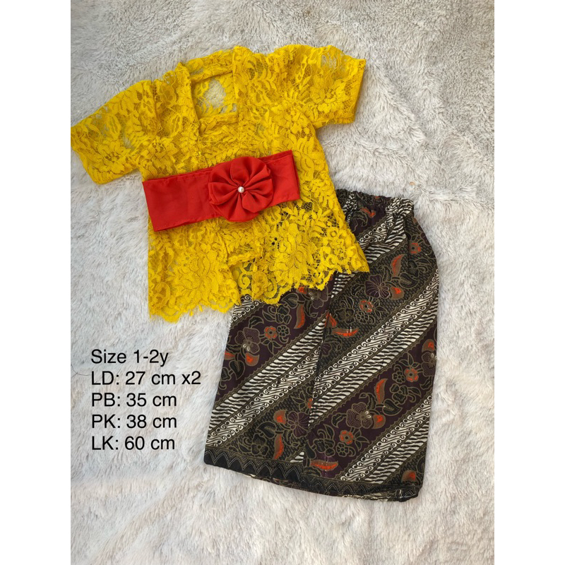 Jual Busana adat bali anak 2 (Divya kebaya bali) | Shopee Indonesia