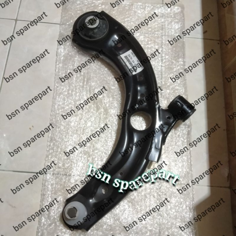 Jual Lower Arm Assy Depan Kanan Mazda 2 Skyactiv Skyactive Sky Active ...