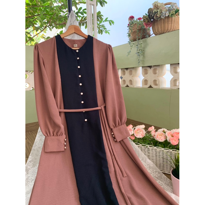 Jual GAMIS BUTIK BLACK ROMANTIC MURAH BY SIMPLY OF AEGEA(SAE) | Shopee ...