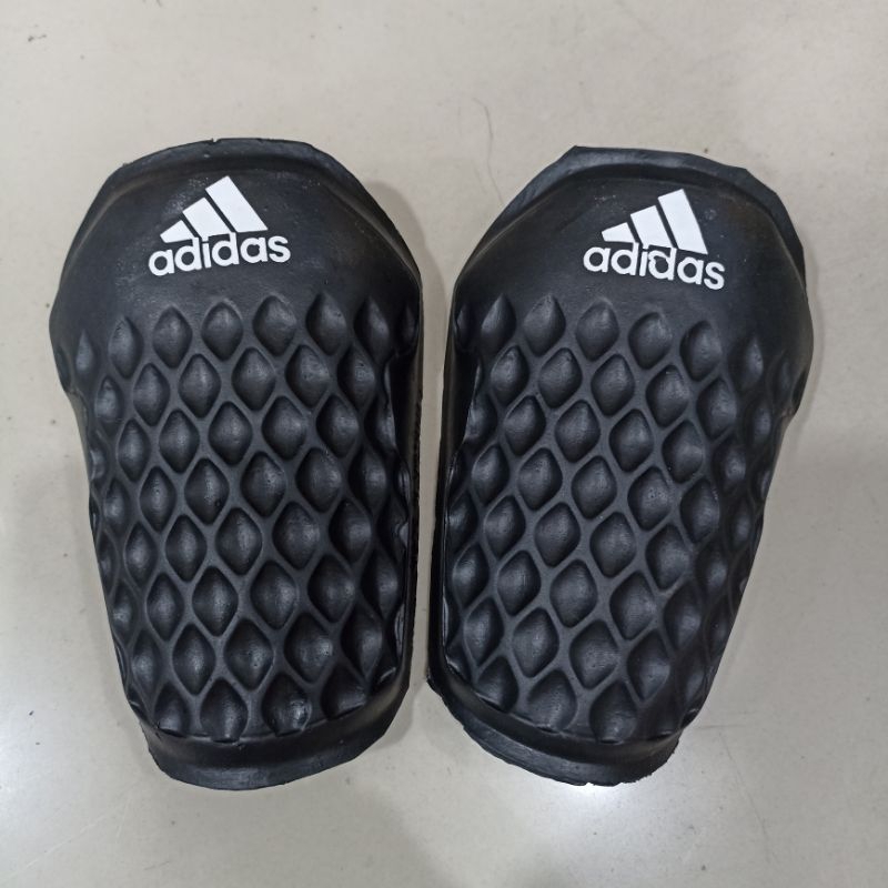 Jual SKIN DEKER / DEKER FUTSAL / DEKER SEPAKBOLA / PELINDUNG TULANG ...